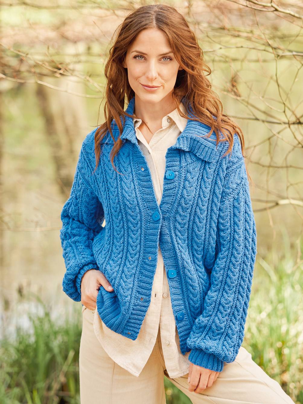 Anleitung: Melierter Ajourmusterpulli mit großem Rollkragen