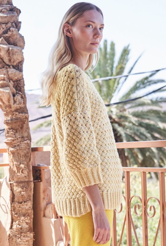 Pulli mit plastischem Flechtmuster